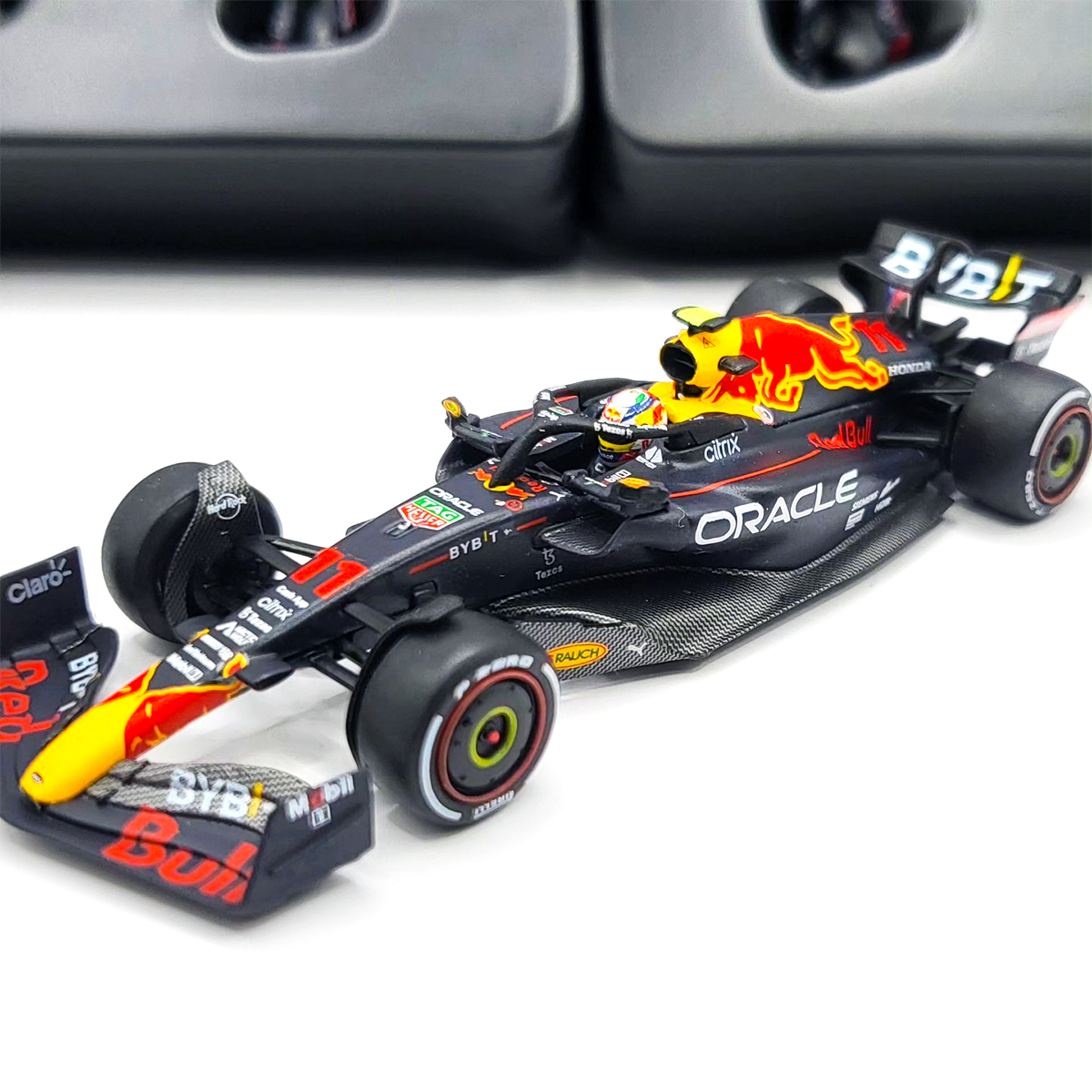 Sergio Checo Perez Pits Diorama Red Bull Racing Mini GT 1/64 ...